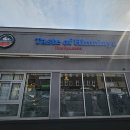 TASTE OF HIMALAYA - Updated June 2025 - 47 Photos & 15 Reviews - 75-16 ...