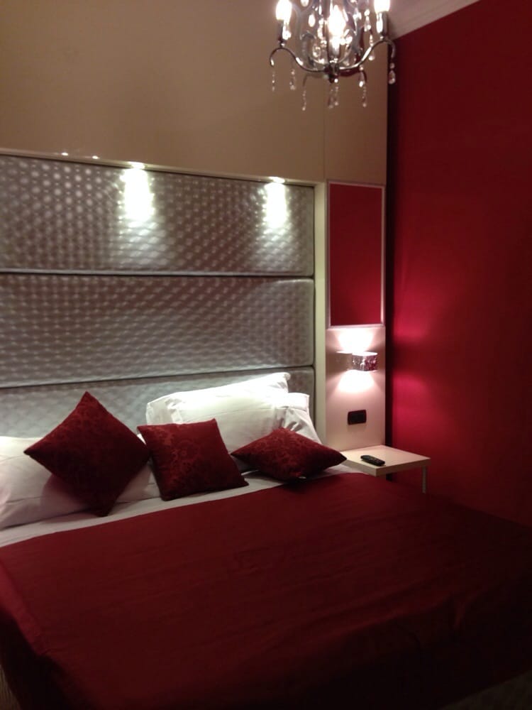 HOTEL FELLINI - 11 Reviews - Vis Rasella 56, Roma, Italy - Yelp