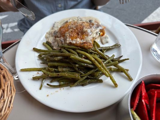 CHEZ DELPHINE - Updated March 2025 - 17 Photos - 48 rue Saint-Georges ...