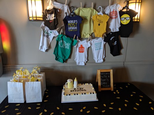 FRONT ROW BAR - EATERY - EVENTS - 19 Photos & 43 Reviews - American ...