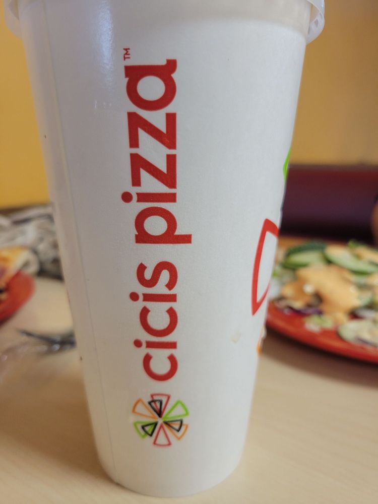 CICIS PIZZA - Updated March 2025 - 10 Photos & 72 Reviews - 1601 S I H ...