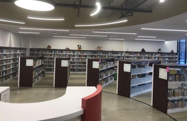MONMOUTH COUNTY LIBRARY - HOLMDEL - Updated September 2025 - 13 Photos ...