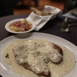 MODERN ON THE RAILS - Updated October 2025 - 248 Photos & 310 Reviews - 1 Station Plz ...