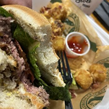 BVL OYSTER BAR - Updated December 2025 - 66 Photos & 50 Reviews - 14445 ...