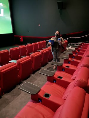 REGAL NORTH HOLLYWOOD - 109 Photos & 95 Reviews - 6150 Laurel Canyon ...