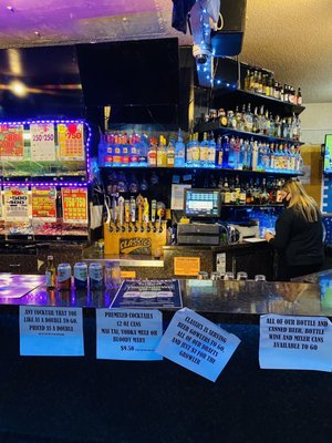 CLASSICS SPORTS BAR - 31 Photos & 57 Reviews - 2431 SE Maple Valley Hwy ...