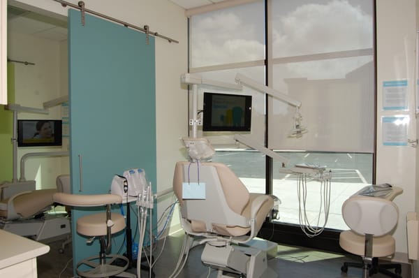 SPANISH SPRINGS MODERN DENTISTRY - Updated January 2026 - 42 Photos ...