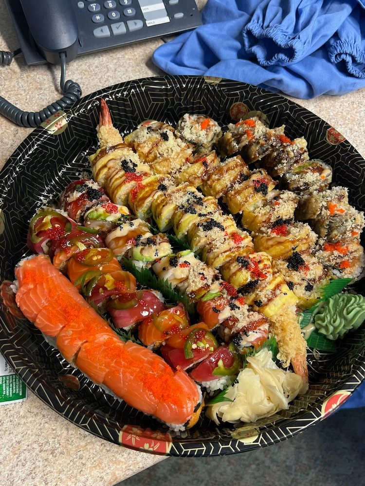 OISHI - 16 Photos - 532 S Park St, Madison, Wisconsin - Sushi Bars ...