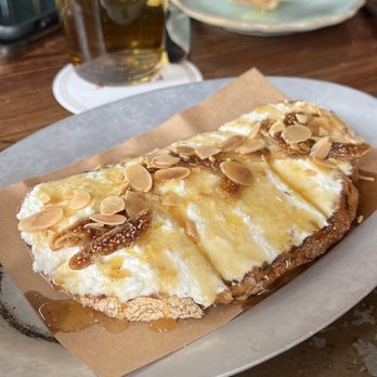 FELICE 83 - Updated November 2024 - 250 Photos & 361 Reviews - 1593 1st ...