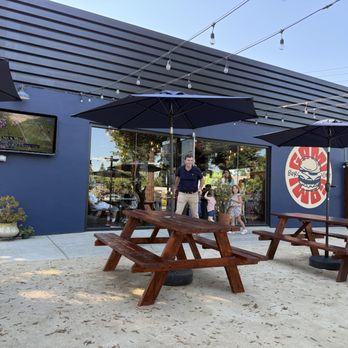 GAMI BURGER - Updated August 2025 - 128 Photos & 58 Reviews - 5093 Fair ...