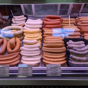 EDELWEISS SAUSAGE CO & DELICATESSEN - Updated October 2024 - 222 Photos ...