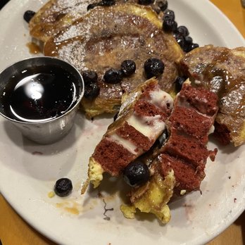 PITTSFIELD CAFE - 647 Photos & 820 Reviews - 55 E Washington St ...