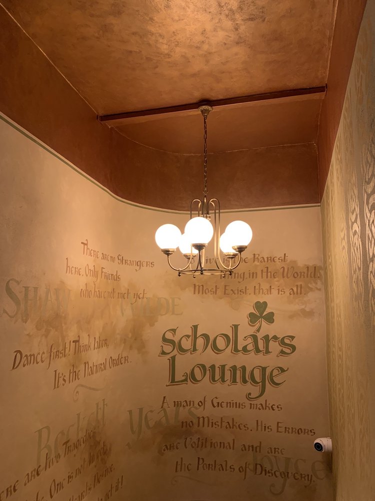 SCHOLARS LOUNGE - Updated November 2024 - 10 Reviews - Hochbrückenstr ...