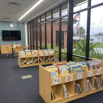 NEW RIVER BRANCH LIBRARY - Updated October 2025 - 10 Photos - 34043 ...