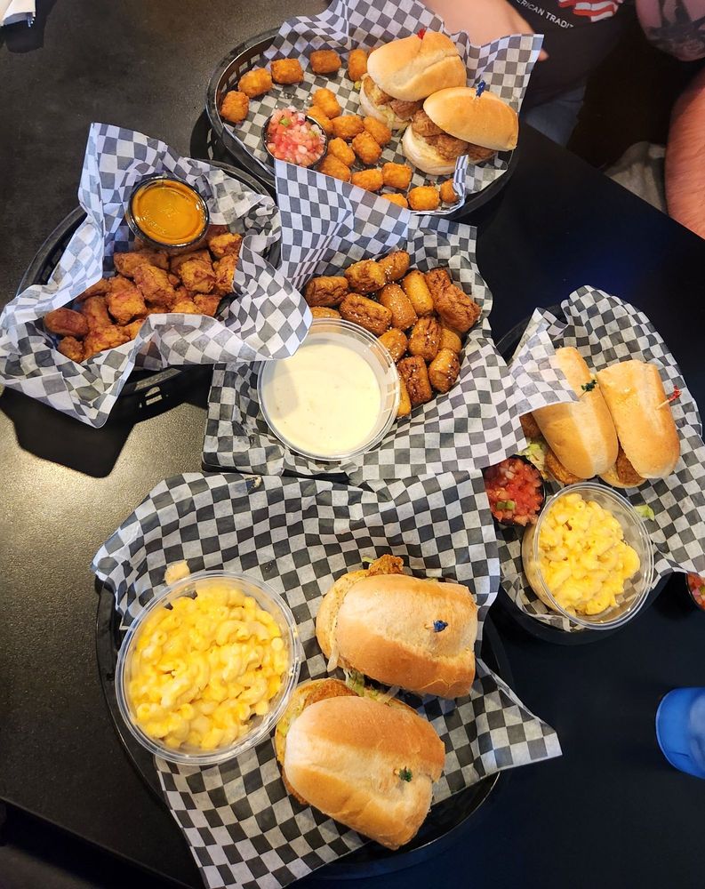 NEIGHBORS SPORTS GRILLE - Updated July 2025 - 932 W State St, Trenton ...