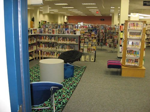 EVESHAM LIBRARY - Updated November 2025 - 10 Photos - 984 Tuckerton Rd ...