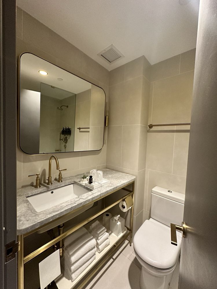 11 HOWARD - Updated December 2025 - 97 Photos & 116 Reviews - 11 Howard ...