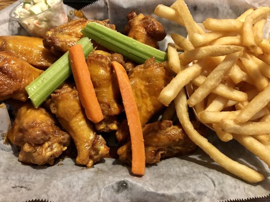 DOGS R US - 42 Photos & 129 Reviews - 4200 S Washington Ave, Titusville ...