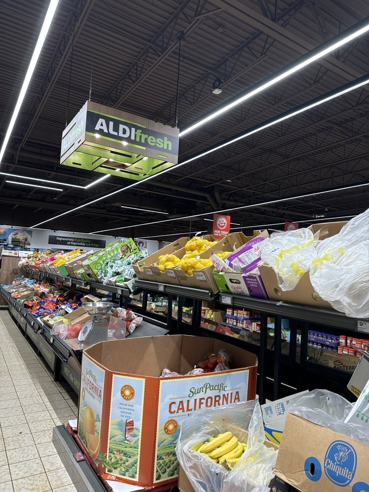 ALDI - Updated May 2026 - 18 Reviews - 981 S Rand Rd, Lake Zurich ...