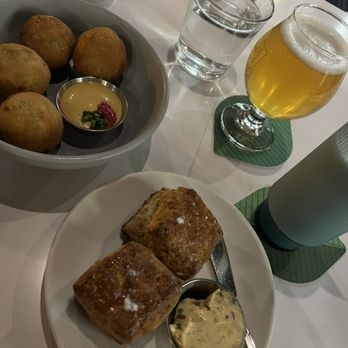 YELLOWBELLY - Updated April 2025 - 1381 Photos & 585 Reviews - 4659 ...