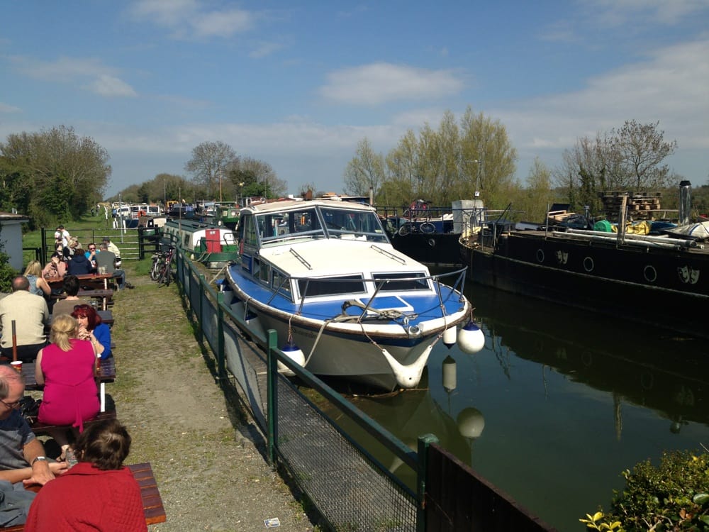 HATCH BAR - Updated July 2024 - Hazel Hatch, Newcastle, Co. Dublin ...