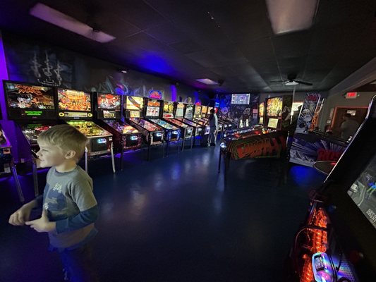 QUASARS ARCADE - Updated November 2025 - 11 Photos & 10 Reviews - 5301 ...