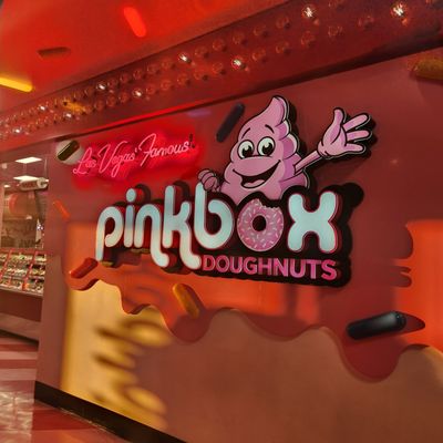 PINKBOX DOUGHNUTS - Updated June 2024 - 103 Photos & 34 Reviews - 2020 S Casino Dr, Laughlin ...
