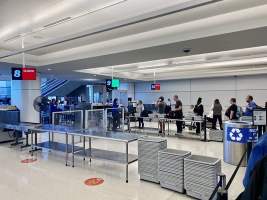 TSA CHECKPOINT TERMINAL 3 - Updated July 2025 - 17 Reviews - 3400 E Sky ...