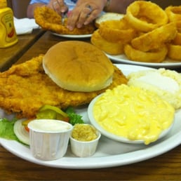 PTS FAMILY RESTAURANT - Updated June 2025 - 48 Photos & 100 Reviews ...