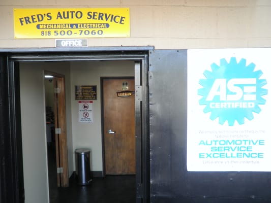 FRED’S AUTO SERVICE - Updated December 2025 - 15 Photos & 107 Reviews ...