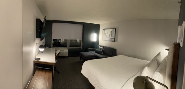 COURTYARD CHICAGO DOWNTOWN/RIVER NORTH - Updated March 2025 - 141 ...