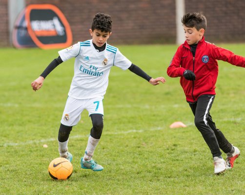 WE MAKE FOOTBALLERS - Soccer - Southborough High School, London, United ...