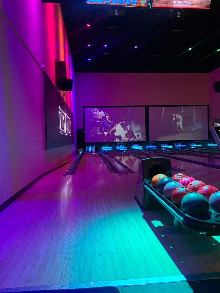 HEYDAY ENTERTAINMENT - 76 Photos & 113 Reviews - 3201 Market Pl, Norman ...