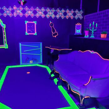 OUTRAGEOUS MINI GOLF - Updated December 2025 - 42 Photos & 20 Reviews ...