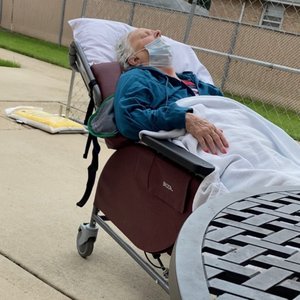 APERION CARE FOREST PARK - Updated October 2025 - 19 Reviews - 8200 W ...