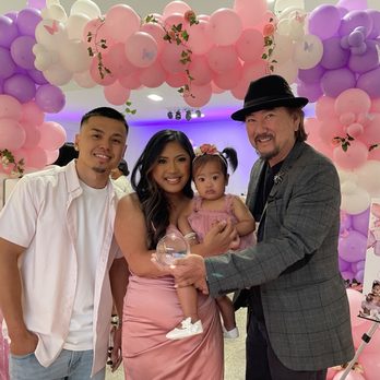 ALAN ARITA MAGIC - Updated July 2024 - 168 Photos & 110 Reviews ...