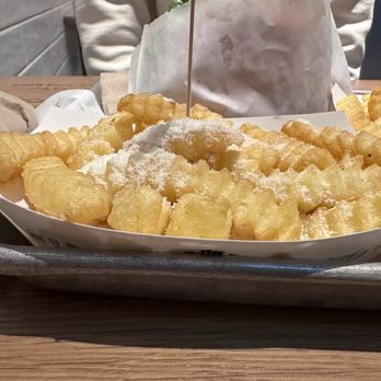 SHAKE SHACK PASADENA - Updated May 2025 - 509 Photos & 421 Reviews ...