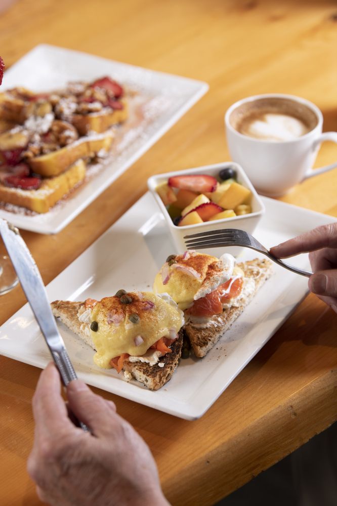 EGGSPECTATION - TIMONIUM - 92 Photos & 90 Reviews - 2235 York Rd ...