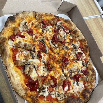 GUS FRANCO’S PIZZA - Updated July 2024 - 37 Photos & 37 Reviews - 2637 ...