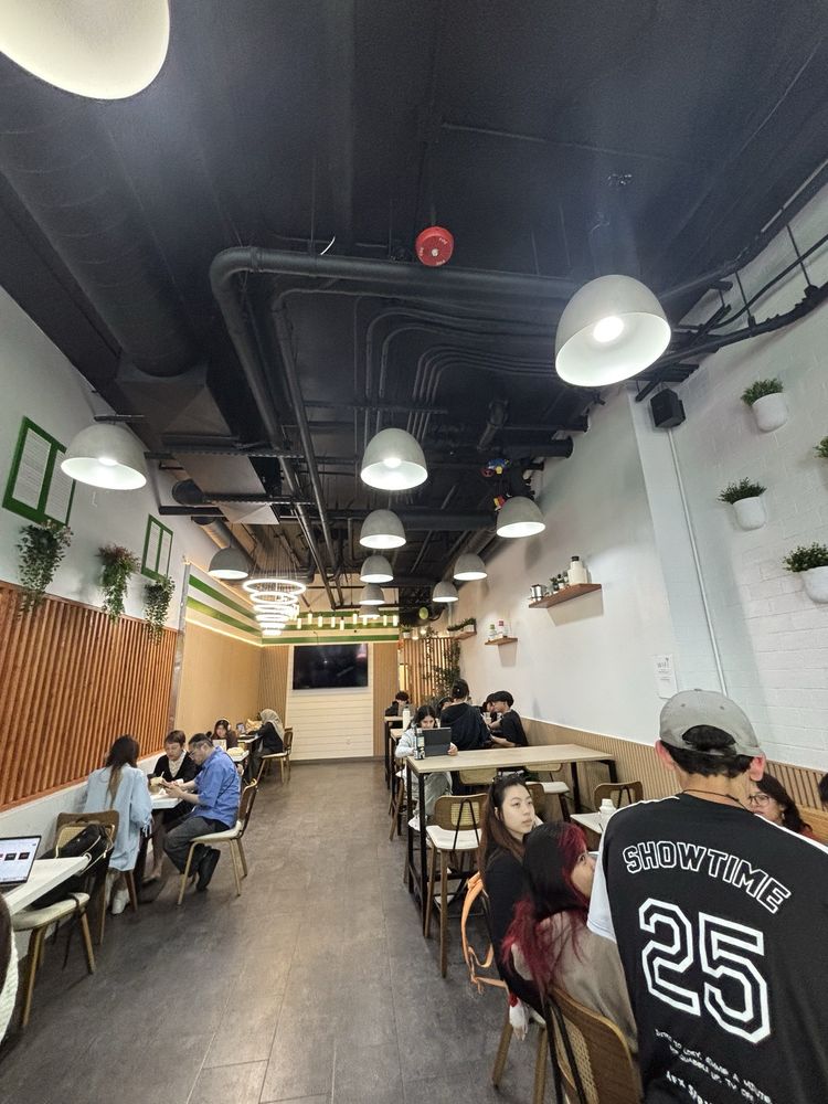 Binge Coffee House, Berkeley | Roadtrippers