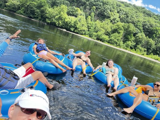 TWIN RIVERS TUBING - Updated September 2024 - 104 Photos & 60 Reviews ...