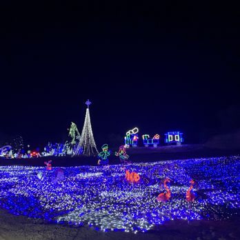 THE JONES CHRISTMAS RANCH - Updated November 2025 - 31 Photos - 43360 ...