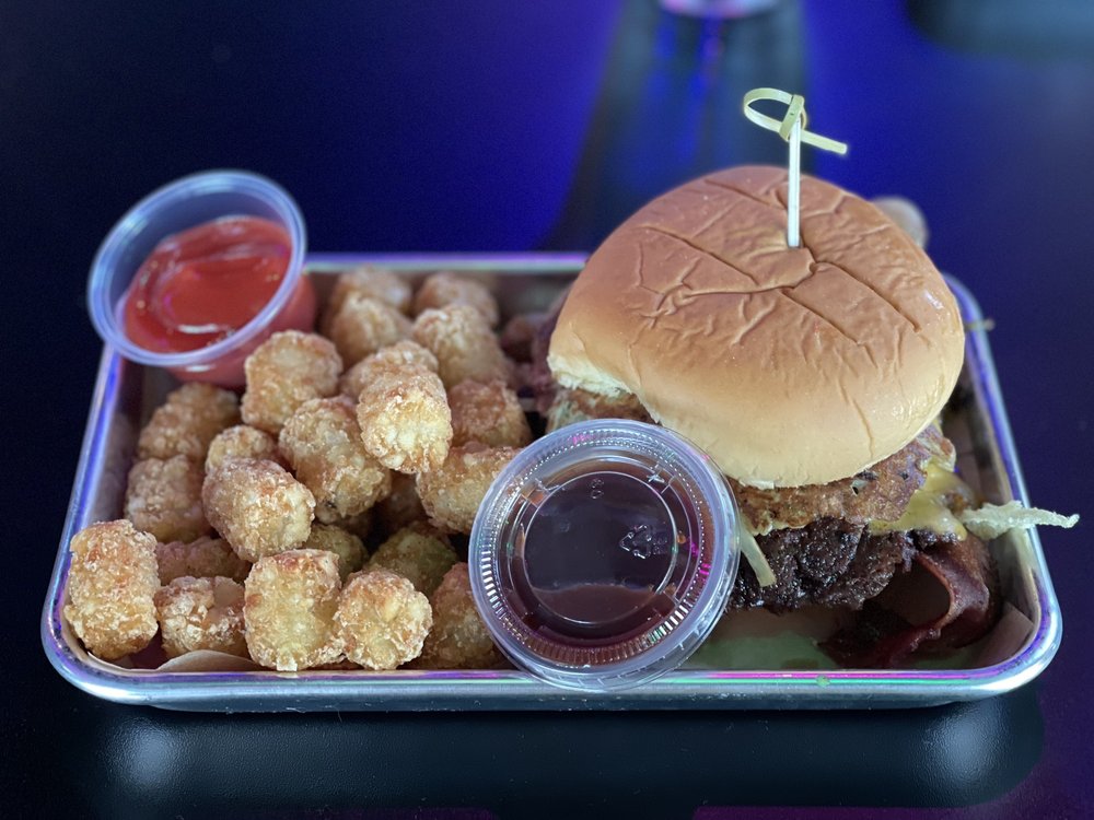 BIT BURGER KNOX - Updated December 2025 - 201 Photos & 118 Reviews ...