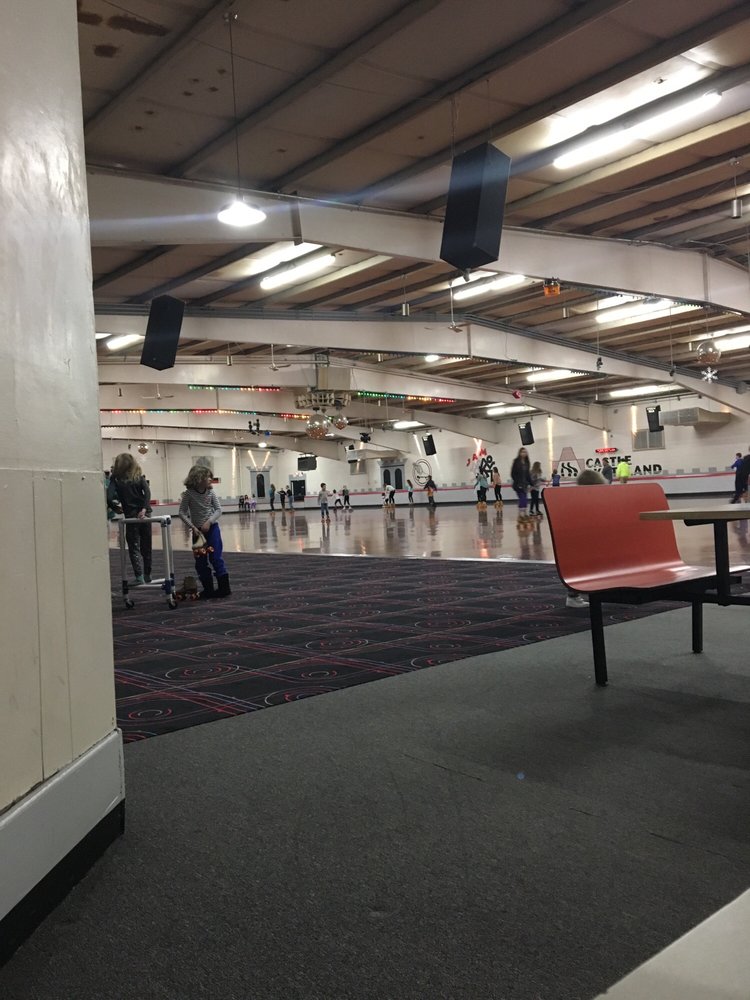 CASTLE SKATELAND - 14 Photos - Skating Rinks - 980 Loveland Madeira Rd ...
