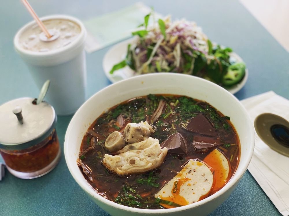 PHO 579 - 106 Photos & 64 Reviews - Vietnamese - 11347 Veterans ...