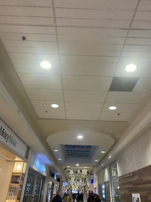 BILLINGS BRIDGE SHOPPING CENTRE - Updated January 2025 - 18 Photos & 23 ...