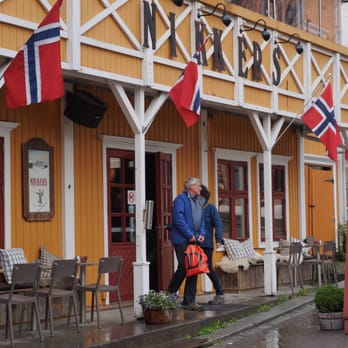 NIKKERS - Updated November 2025 - 27 Photos & 18 Reviews - Elvegata 18 ...