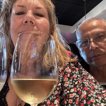 COOPER’S HAWK WINERY & RESTAURANT- GREENFIELD, WI - Updated September ...