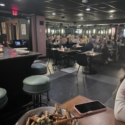 OOH DE LALLY - Updated July 2025 - 237 Photos & 78 Reviews - 4916 ...