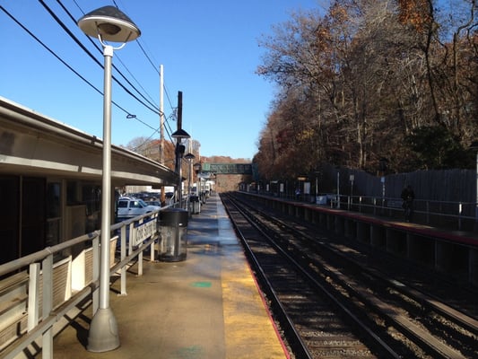 COLD SPRING HARBOR TRAIN STATION LIRR - Updated September 2025 - 11 ...